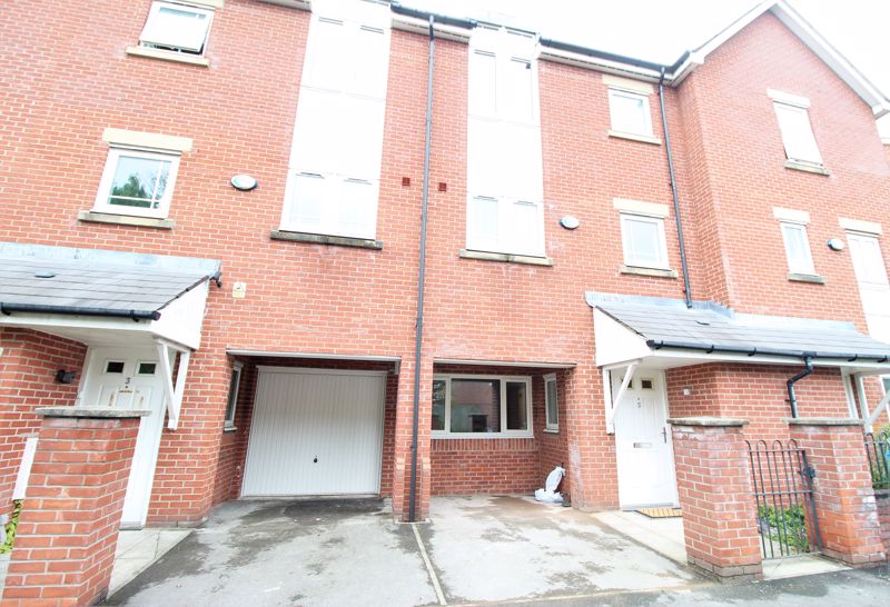 Drayton Street, Manchester - Delisa Miller